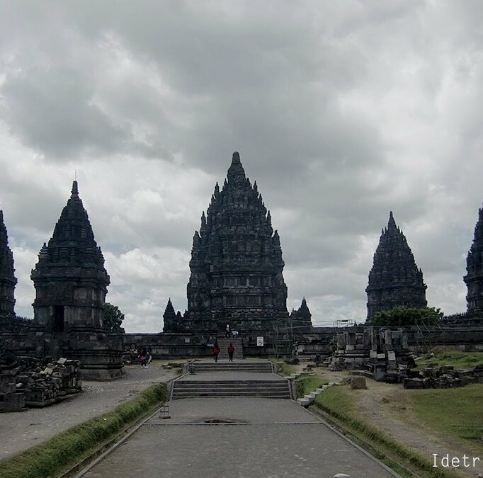 Sari Temple Yogyakarta, Attraction & Entrance Fee - IdeTrips