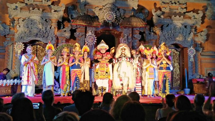 Ubud Palace Attraction & Dance Performance Ticket