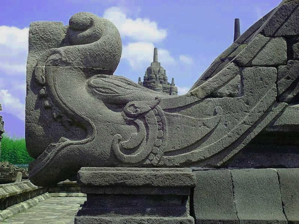 Sewu Temple Buddhist Heritance Inside Prambanan