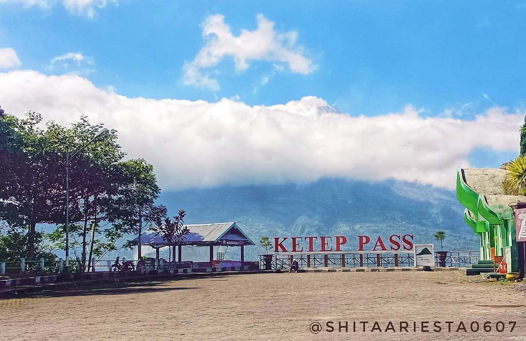 Ketep Pass Magelang Pemandangan 5 Gunung