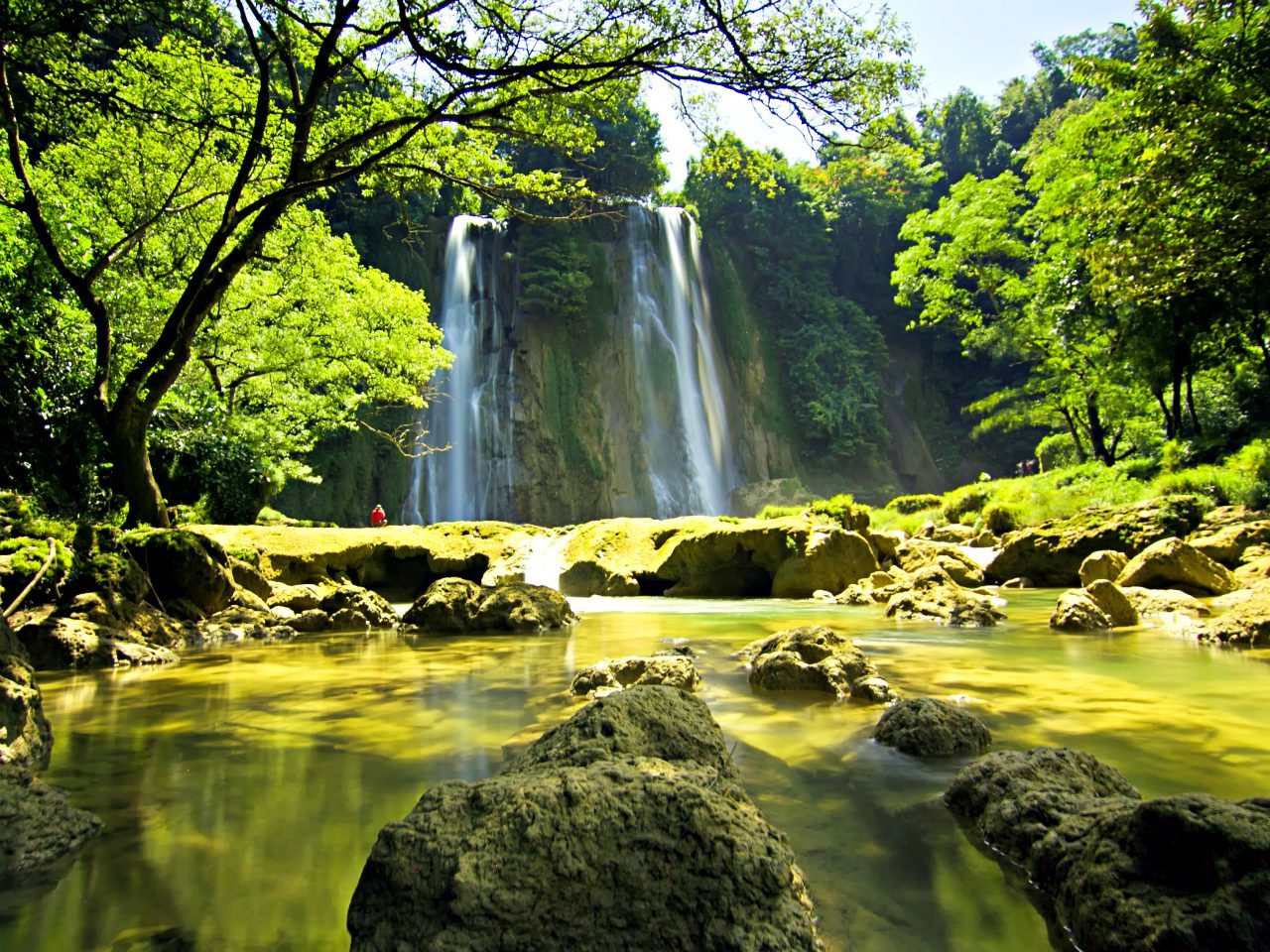 Curug Cikaso Sukabumi Tiket & Top 5 Aktivitas - IdeTrips