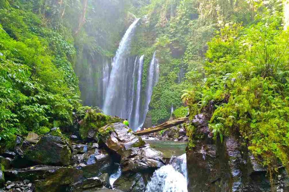 Tiu Kelep Waterfall & Sendang Gile Guide & Entrance Fee - IdeTrips