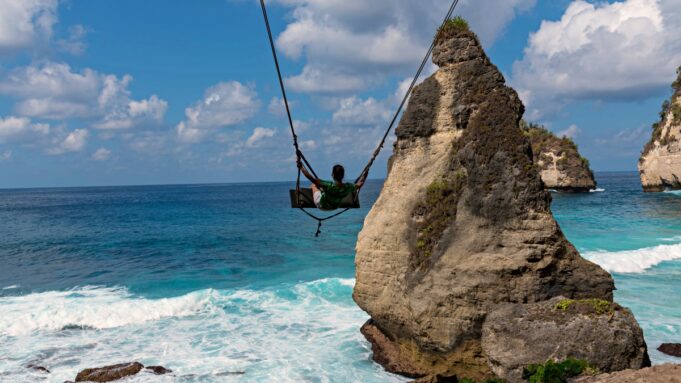Atuh Beach Nusa Penida Attraction & Entrance Fee - IdeTrips