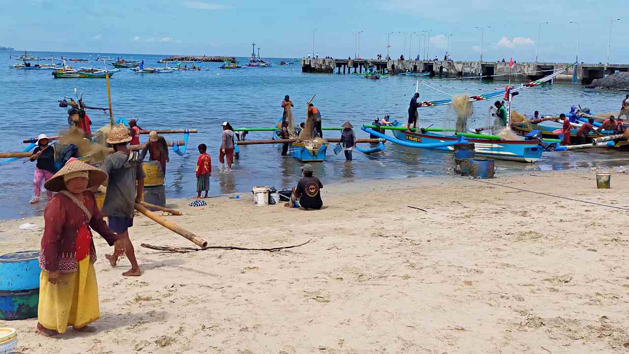 Jimbaran Fish Market Guide and Seafood Culinary Spot - IdeTrips