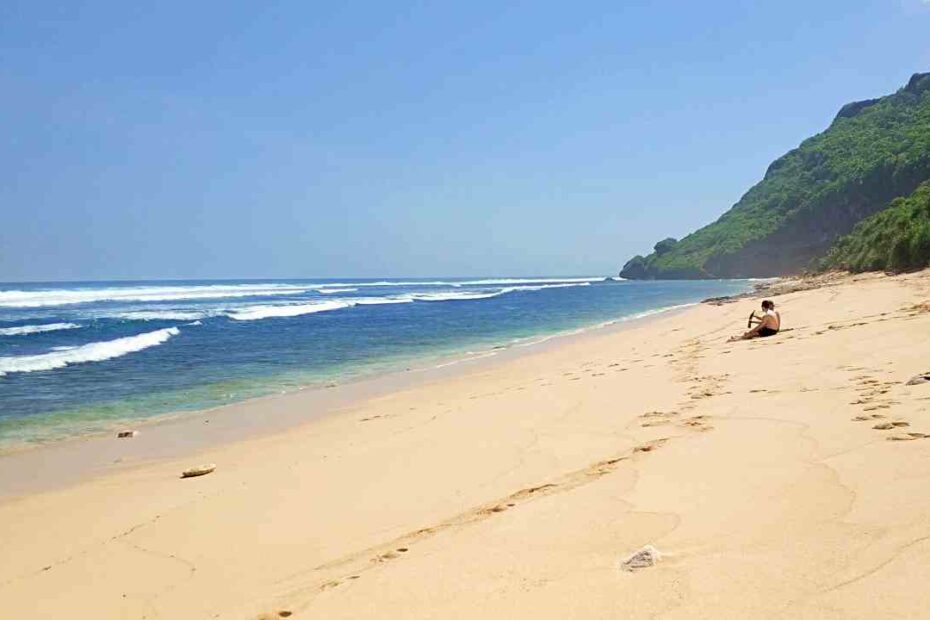 Nyang Nyang Beach, Activities & Transportation Guide - IdeTrips