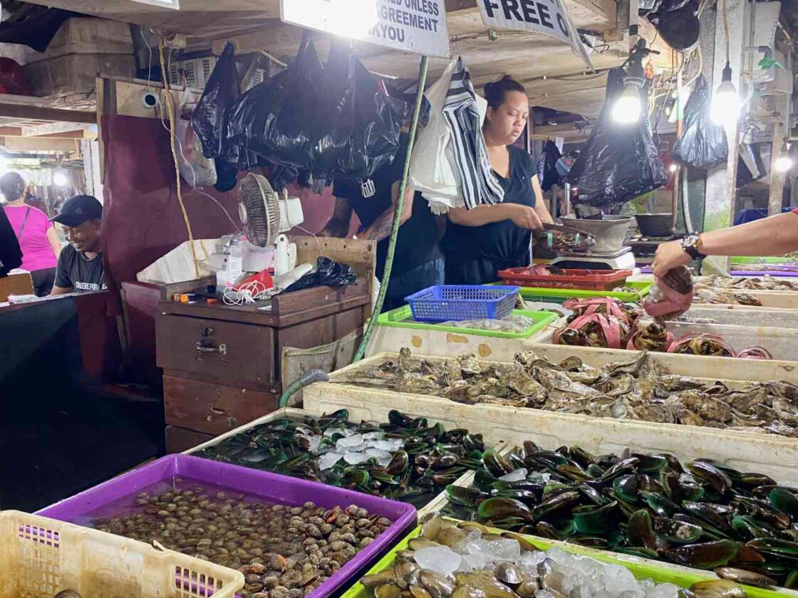 Jimbaran Fish Market Guide and Seafood Culinary Spot - IdeTrips