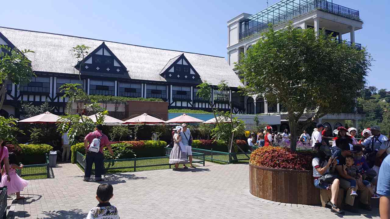 Farmhouse Bandung Lembang Guide & Activities - IdeTrips