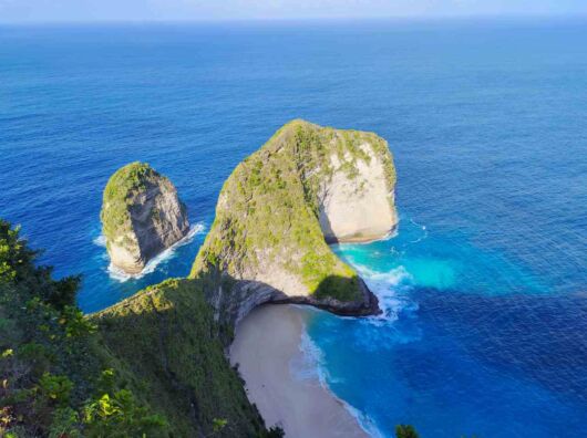 Geger Beach Bali Guide, Entrance Fee and Top Things To Do - IdeTrips