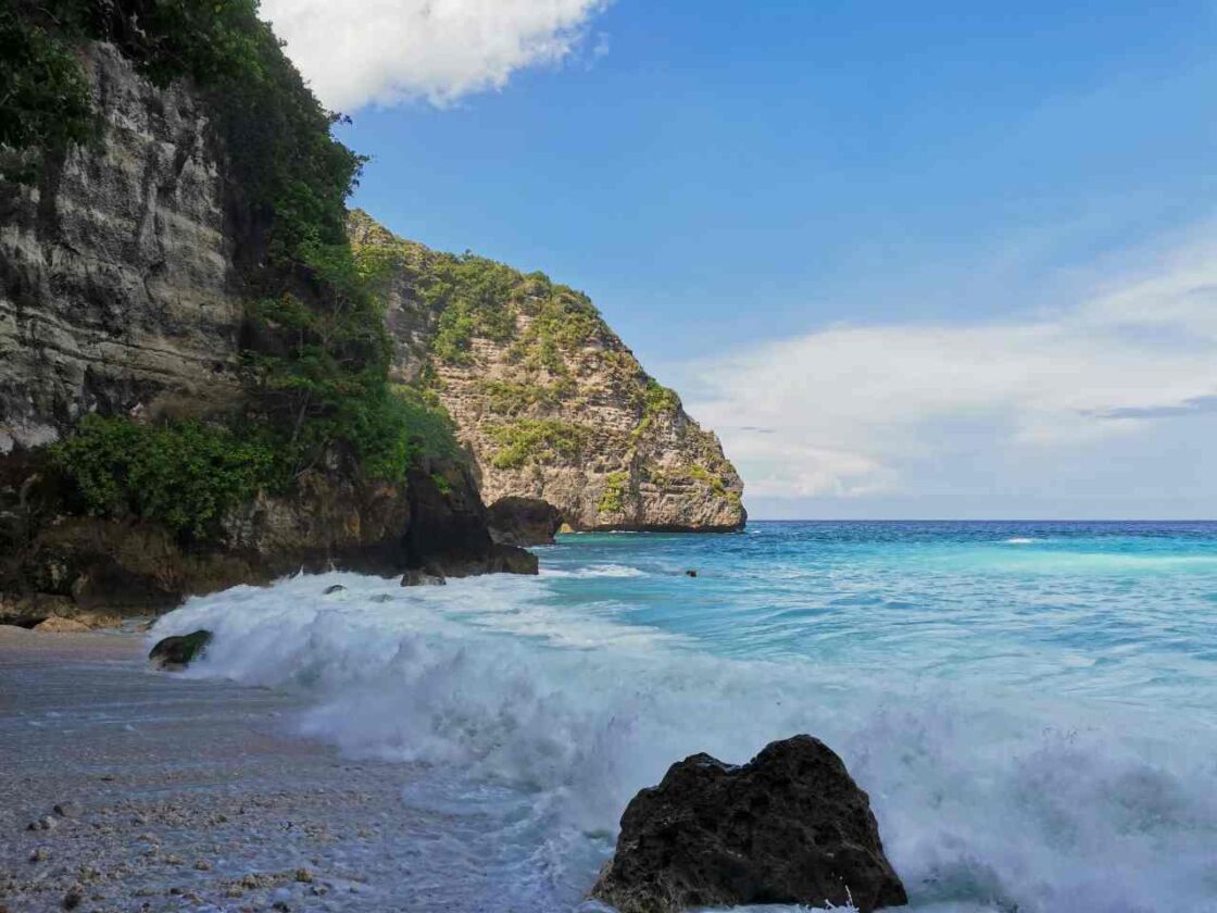 Tembeling Beach and Forest, Nusa Penida Guide