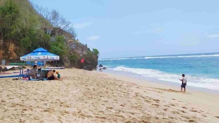 Gunung Payung Beach Guide & Top Things To Do