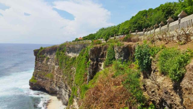 Uluwatu Temple Entrance Fee & Attraction