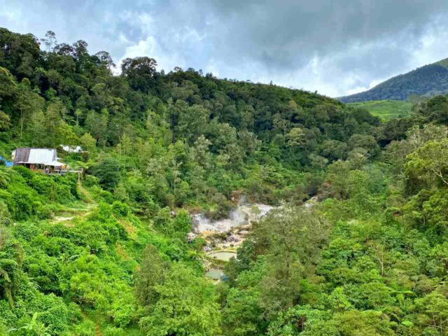 Rengganis Suspension Bridge Guide, Entrance Fee and Attractions - IdeTrips